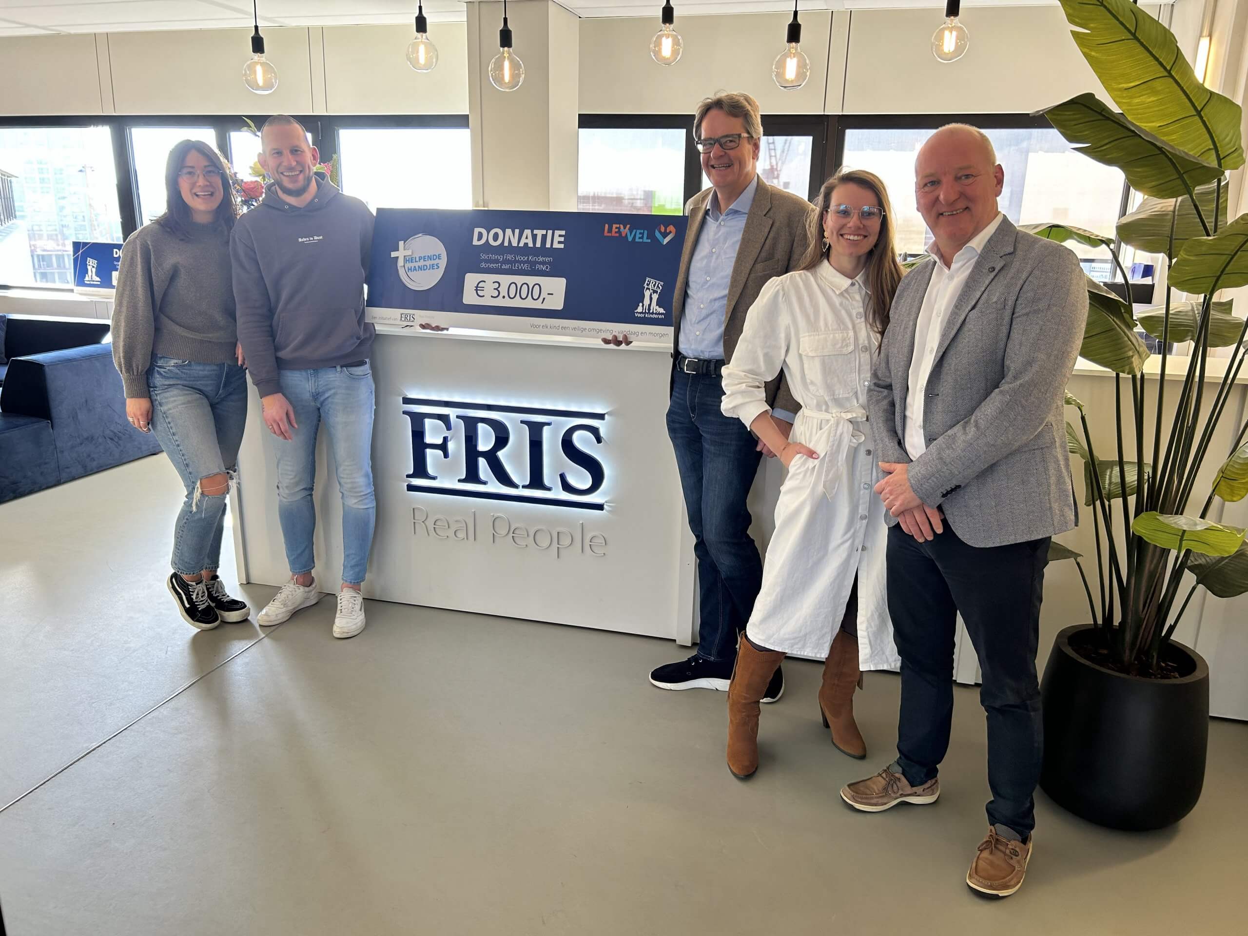 Stichting FRIS voor Kinderen haalt in jubileumjaar 2023 €50.000,- op ...